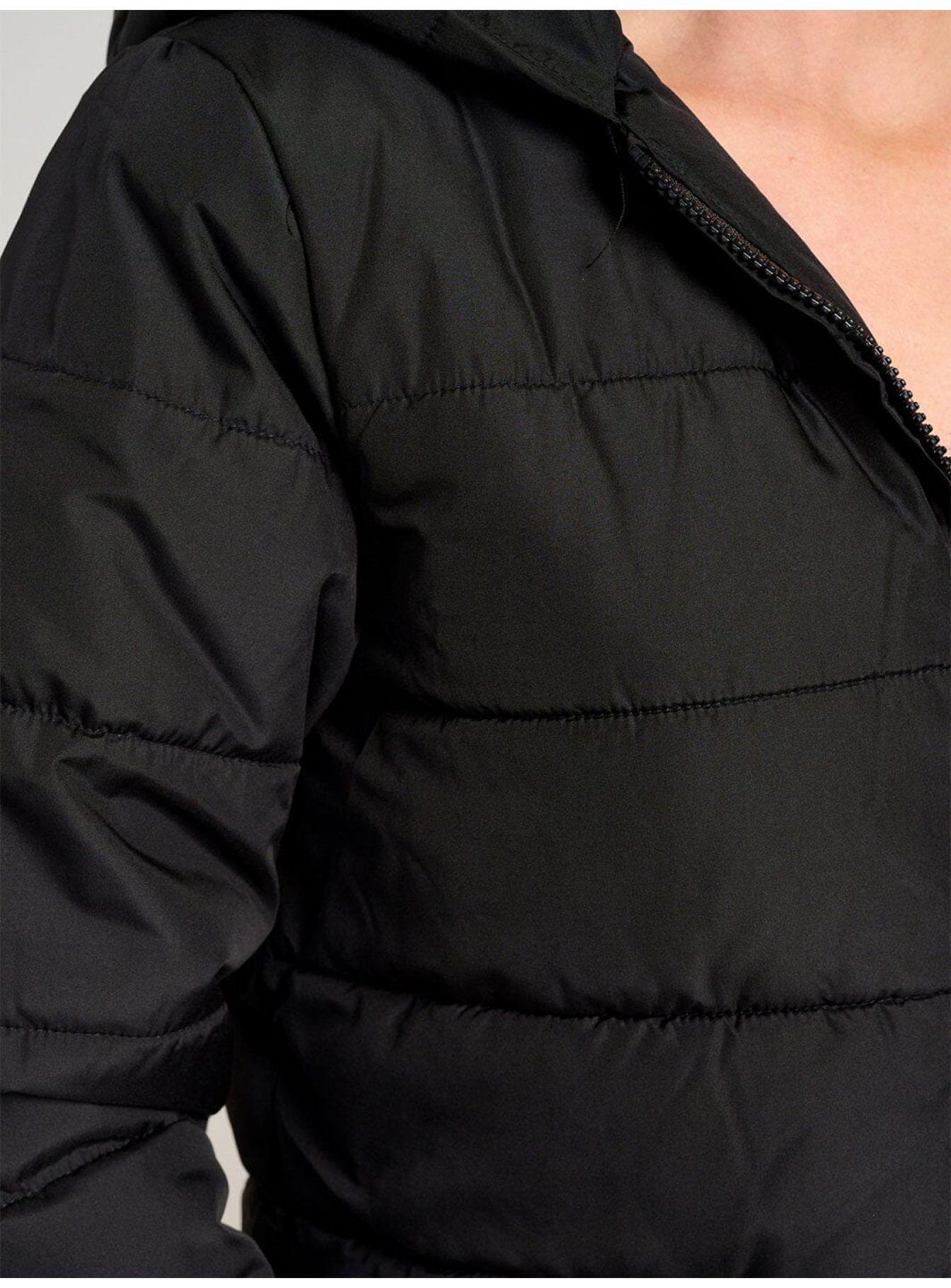 WOMEN'S LONG SLEEVE ZIPPER CLOSURE HOODED PUFFER JACKET